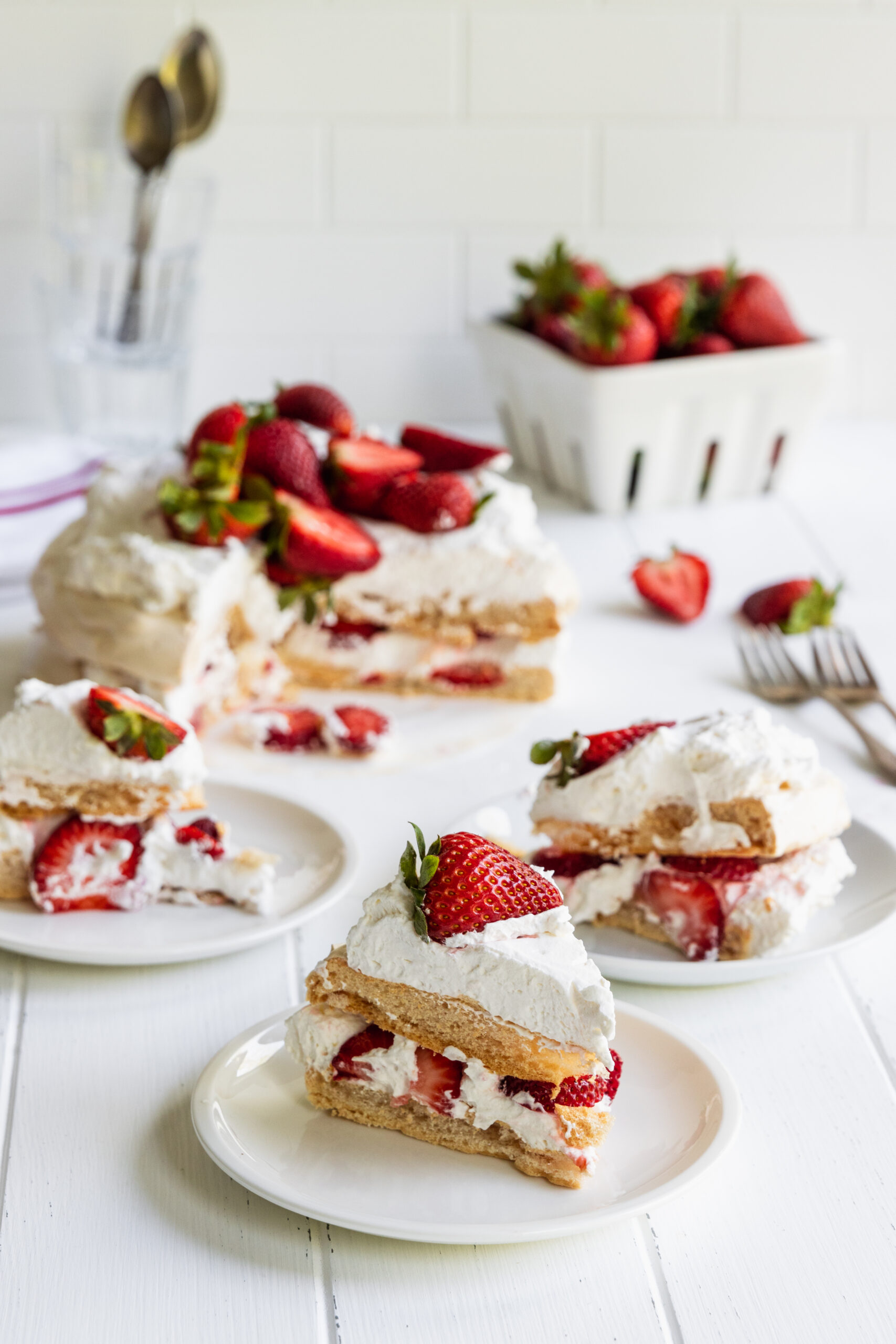 Chef Ani | Vegan Pavlova Cake